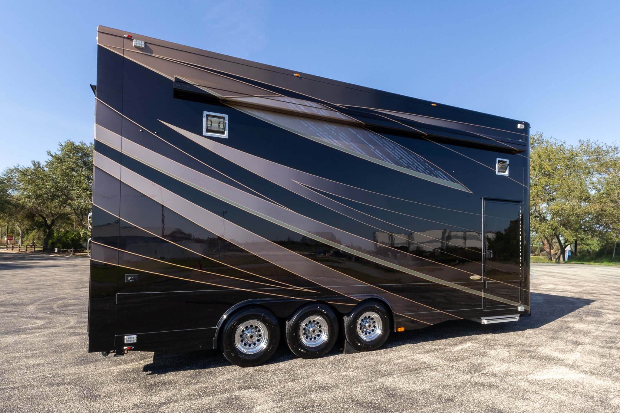Pre-Owned Motor Coaches - The Motorcoach Store